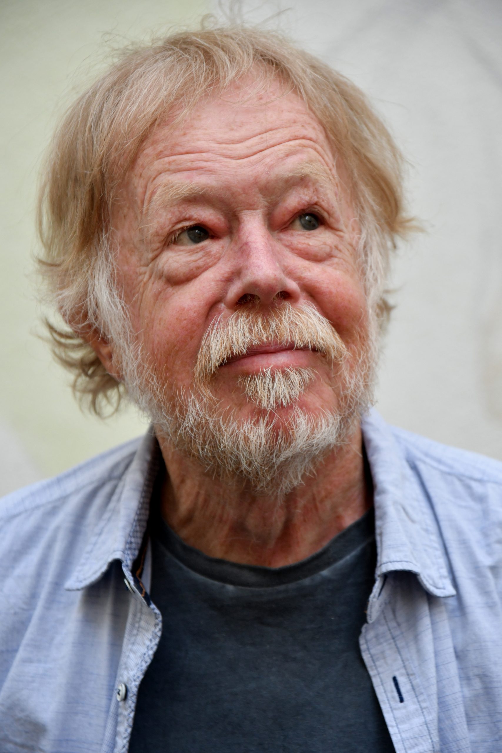 Über Uns – Erthaltheater